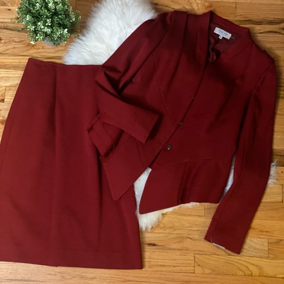 Teri Jon | Dresses | Teri Jon Vintage 0 Wool Red Suit Nwt 8 | Poshmark